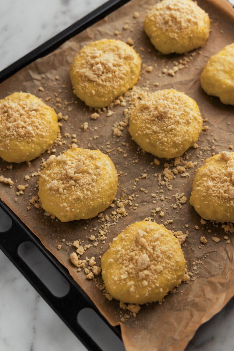 Streusel Topping (Crumb Topping) - Definitely Not a Chef