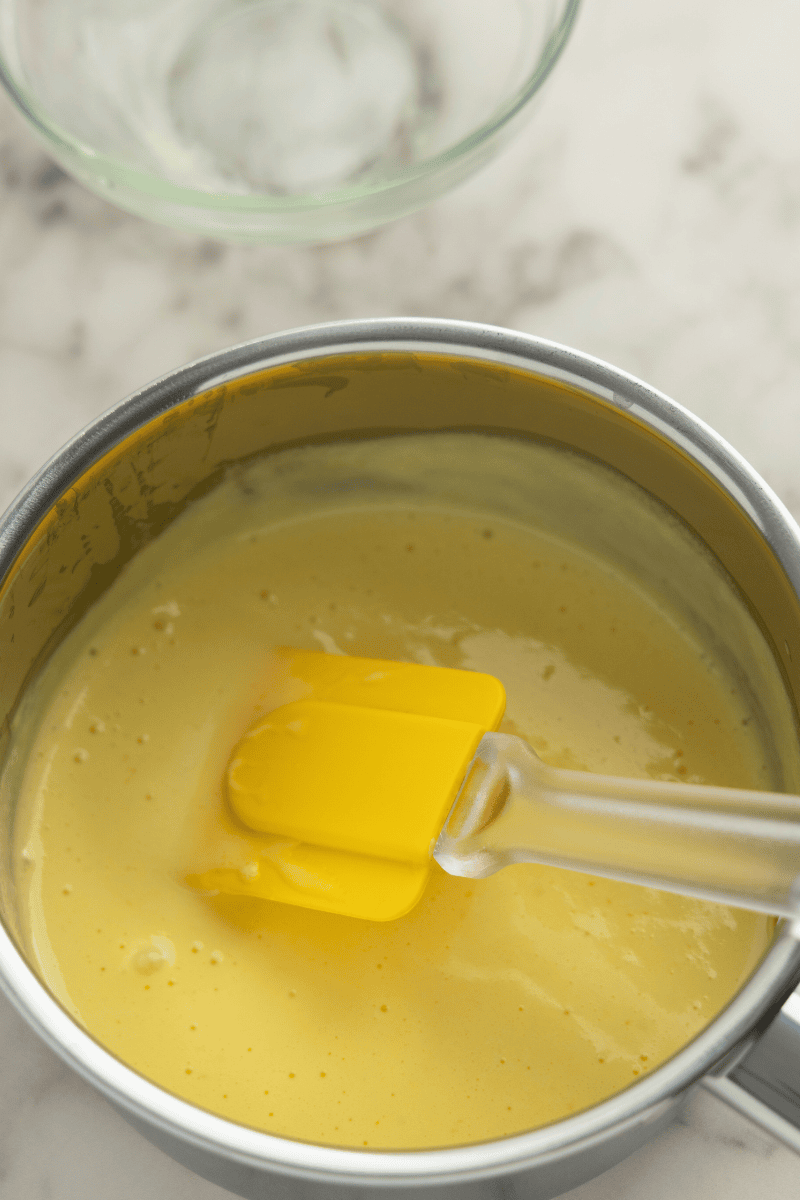 Creme Bavaroise: How to Make Bavarian Cream [2 Flavor Options ...