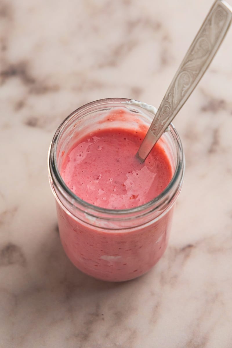 Strawberry Greek Yogurt Chia Pudding - Definitely Not a Chef